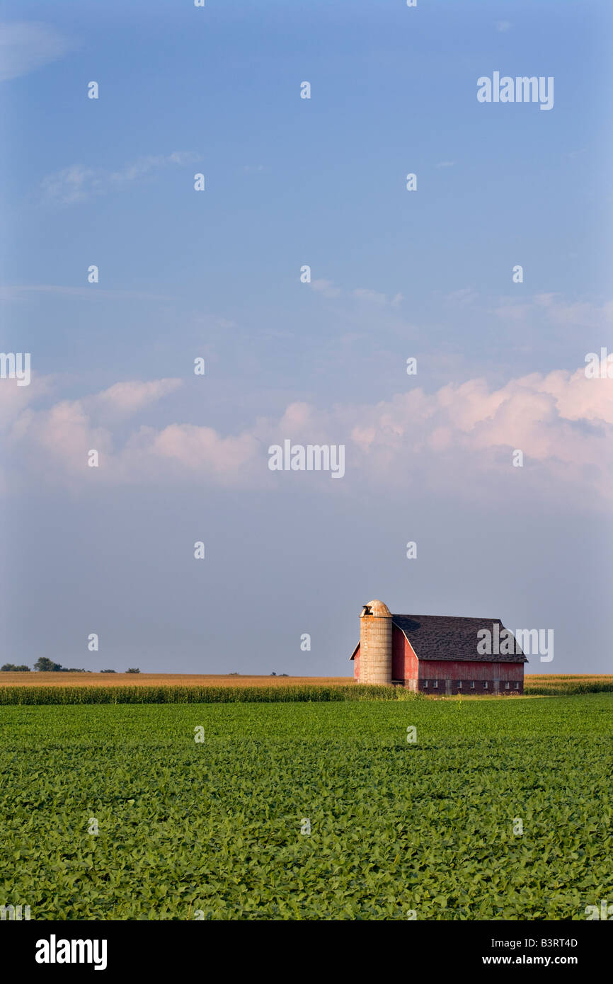 barn and farm fields, Howard County, Iowa Stock Photo - Alamy