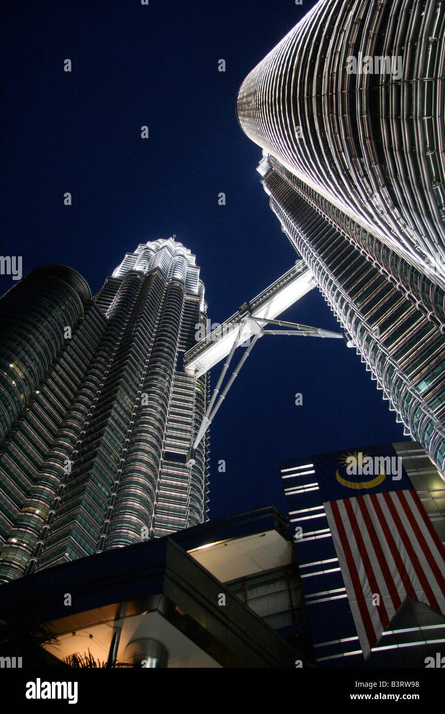 Petronas Twin Towers on the night Stock Photo - Alamy