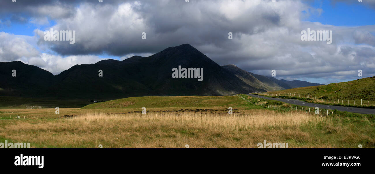 Inagh valley hi-res stock photography and images - Alamy