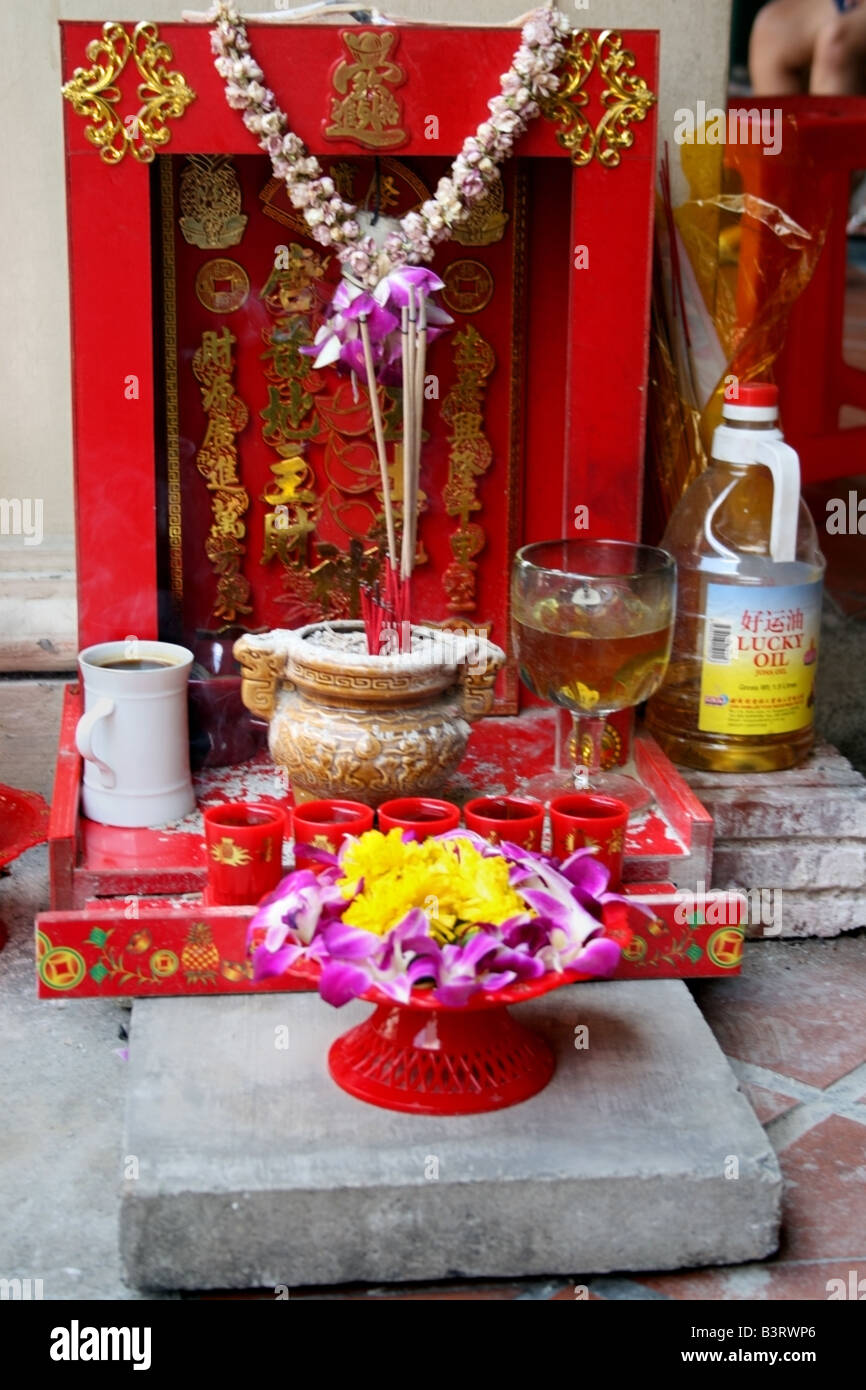 Daoist tradition hi-res stock photography and images - Alamy