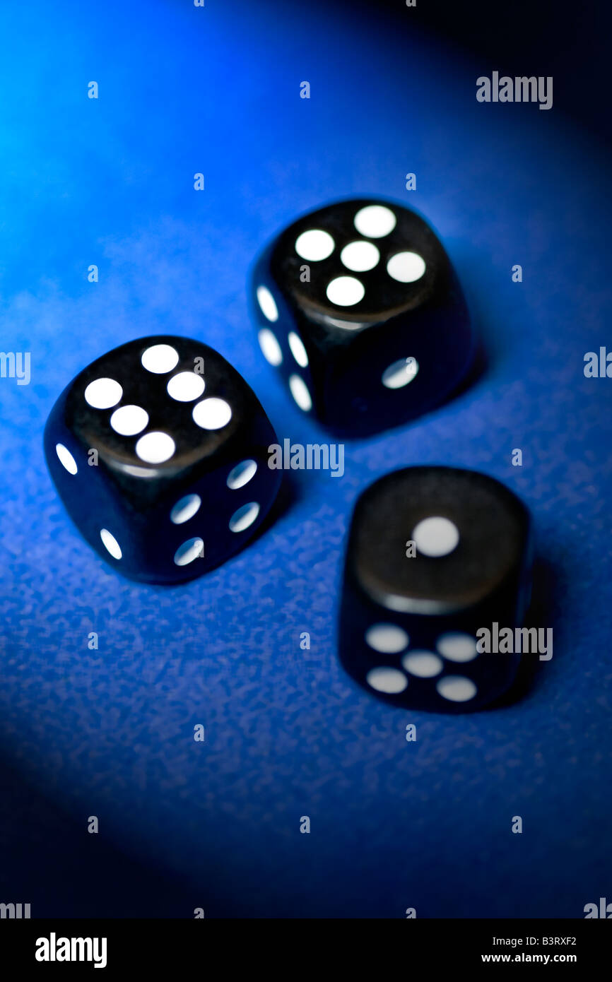 Dice games hi-res stock photography and images - Alamy
