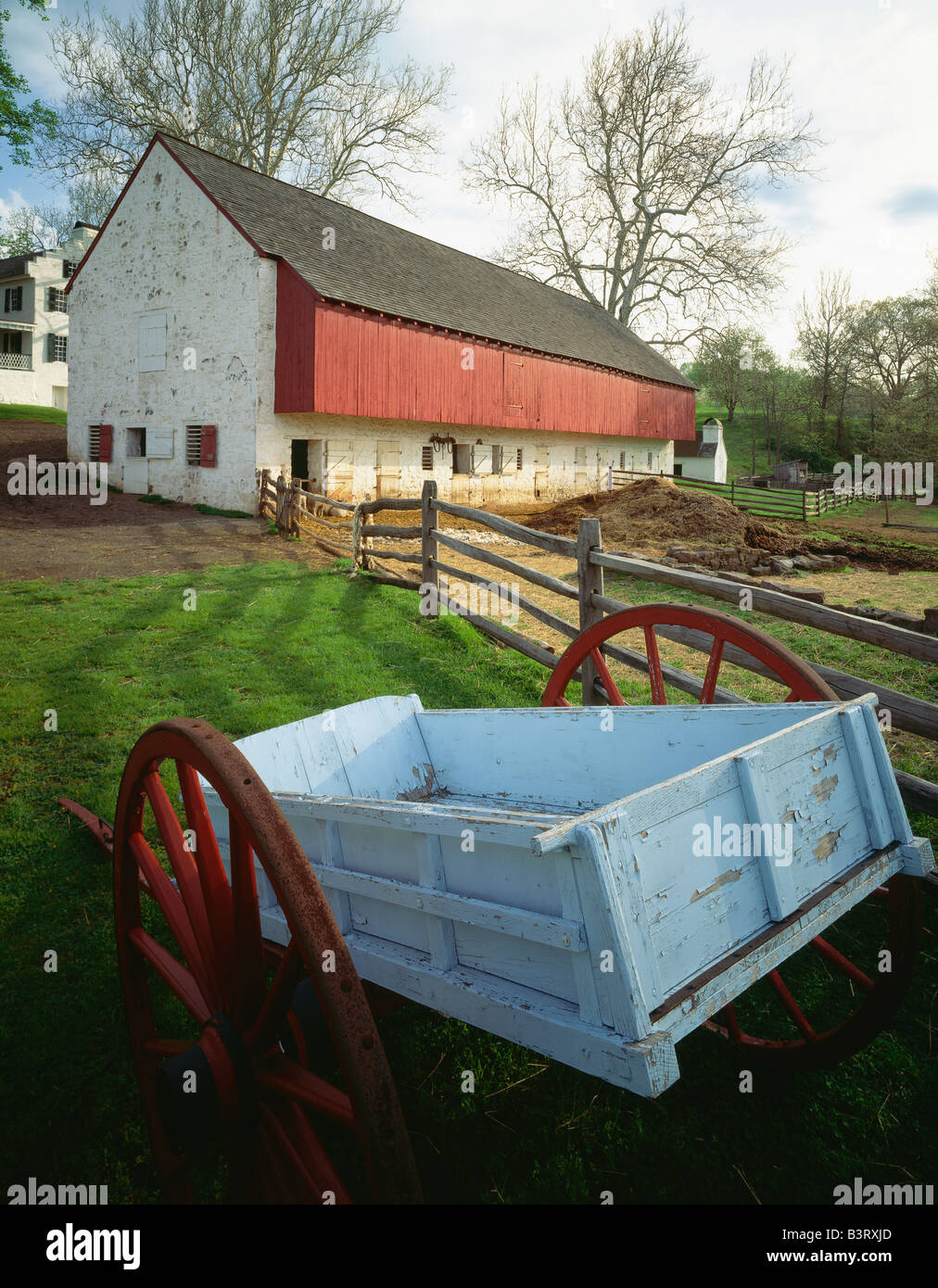Hay cart hi-res stock photography and images - Alamy