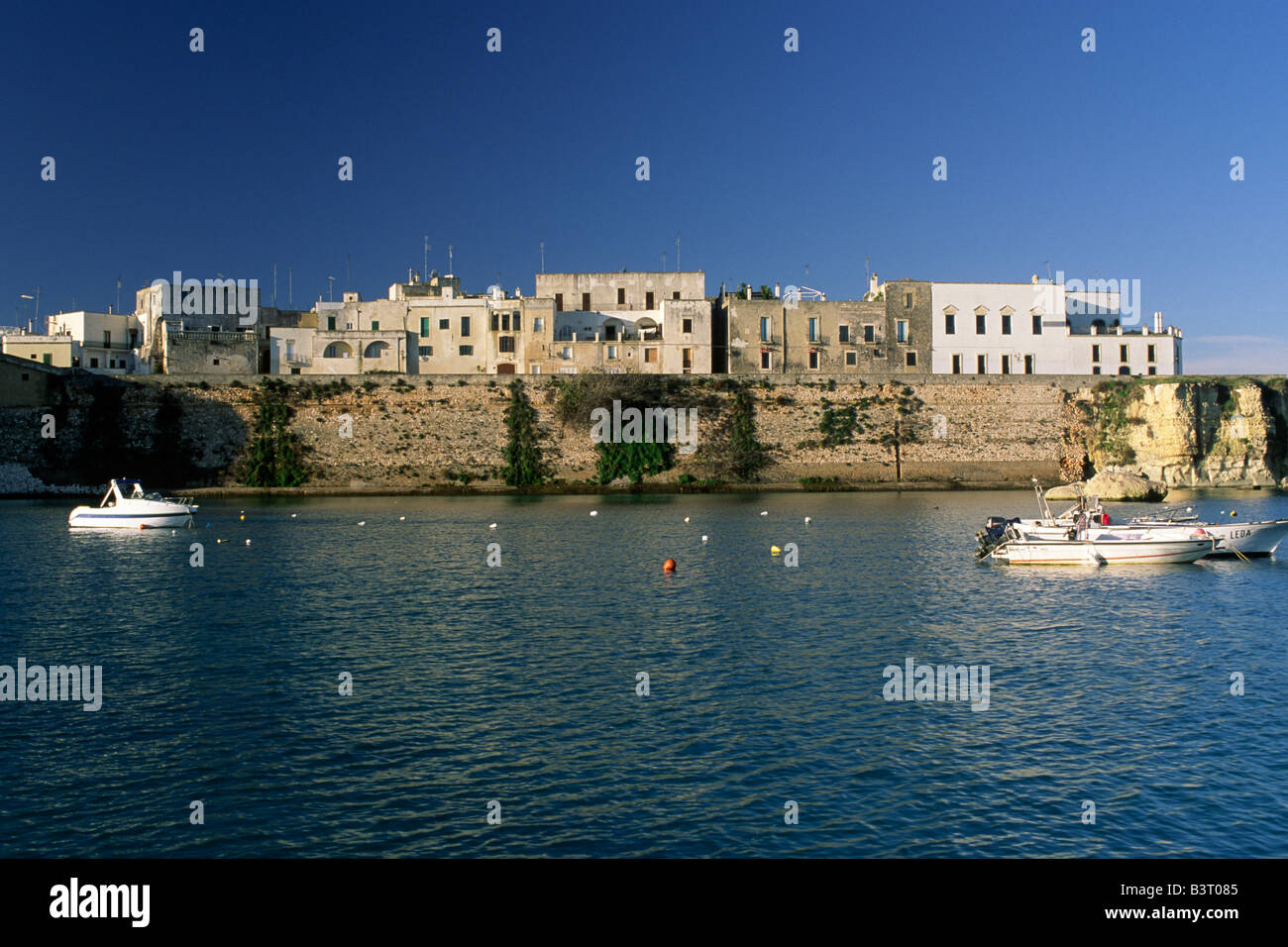 Otranto puglia harbour hi-res stock photography and images - Alamy