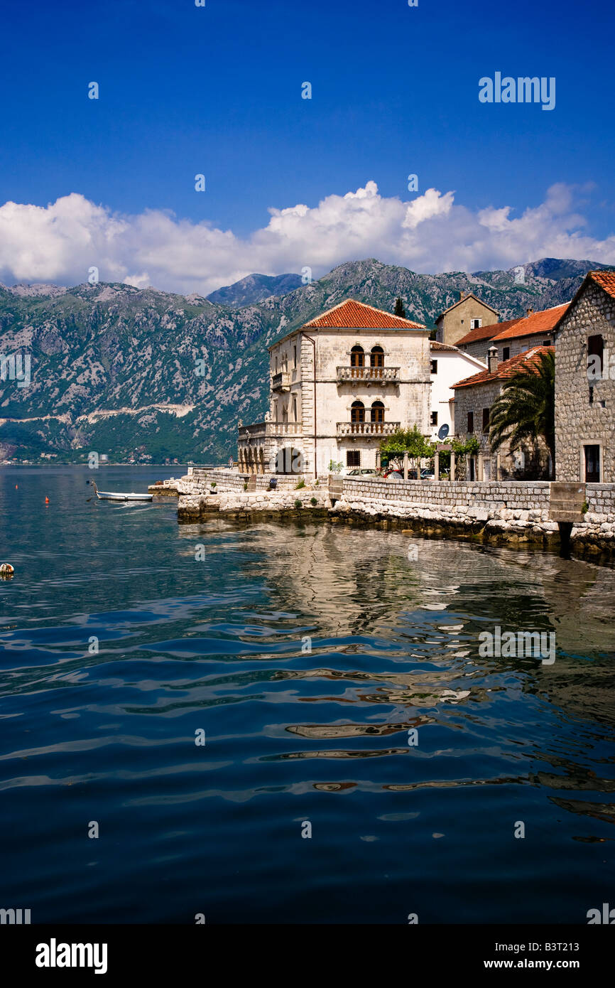 Bay of risan hi-res stock photography and images - Alamy