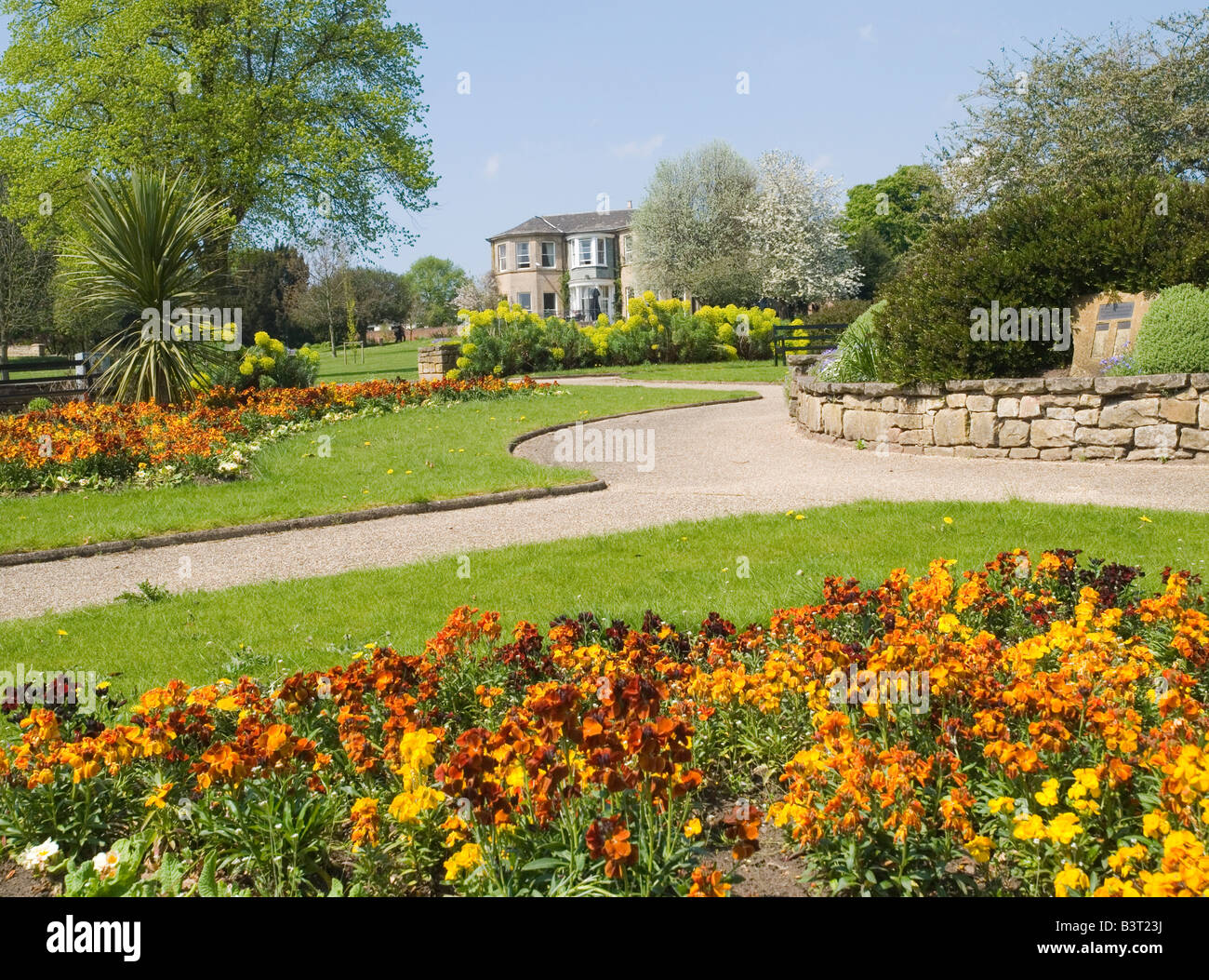 Spring at Carr Bank Park in Mansfield Town Centre, Nottinghamshire ...