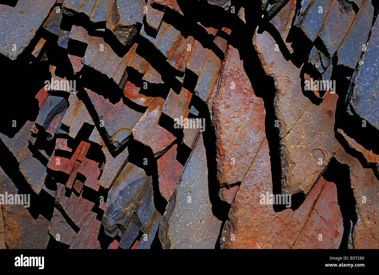 Rock broken by weathering hi-res stock photography and images - Alamy