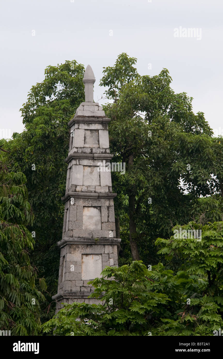 A small pagoda near Hoa Kiem Lake, Hanoi, Vietnam Stock Photo - Alamy