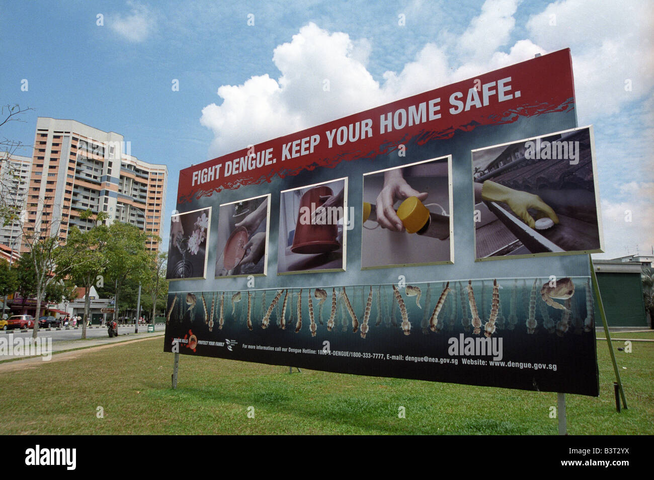 Sign warning against Dengue fever near Tekka market in little india in ...