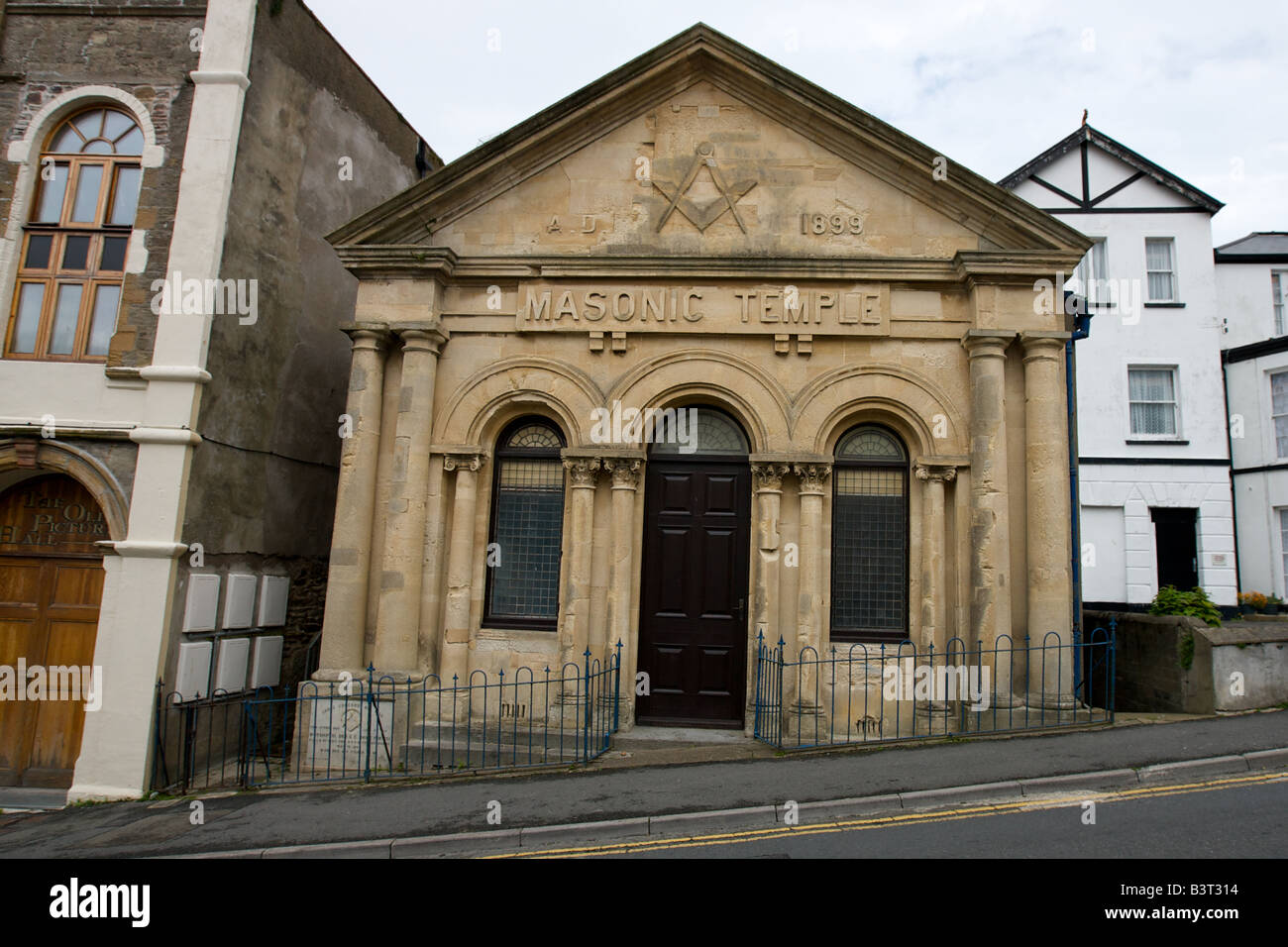 Freemasonry hi-res stock photography and images - Alamy
