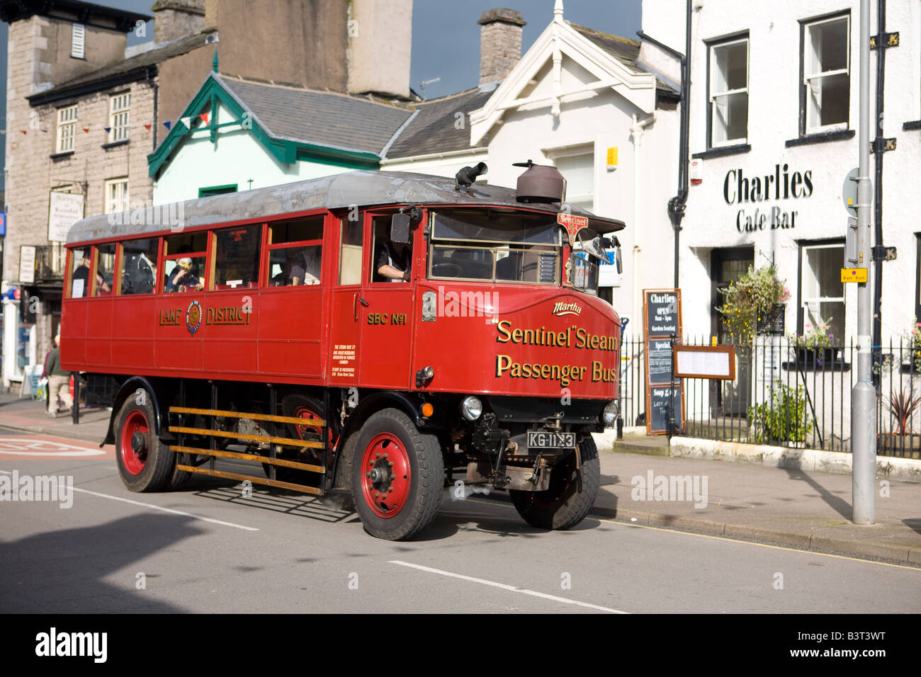 Steam omnibus hi-res stock photography and images - Alamy