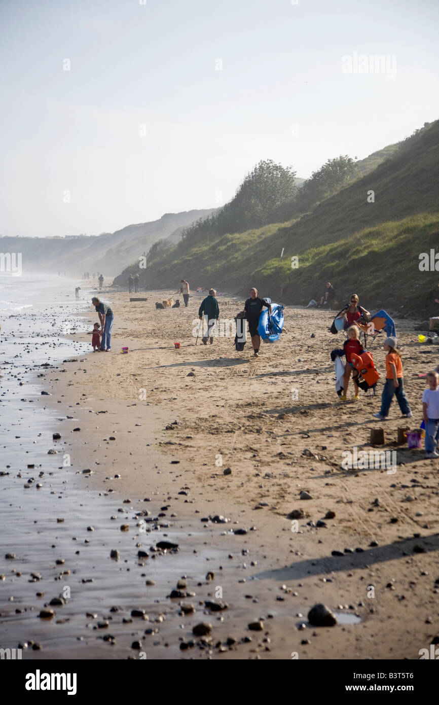 People on Filey Beach Stock Photo - Alamy