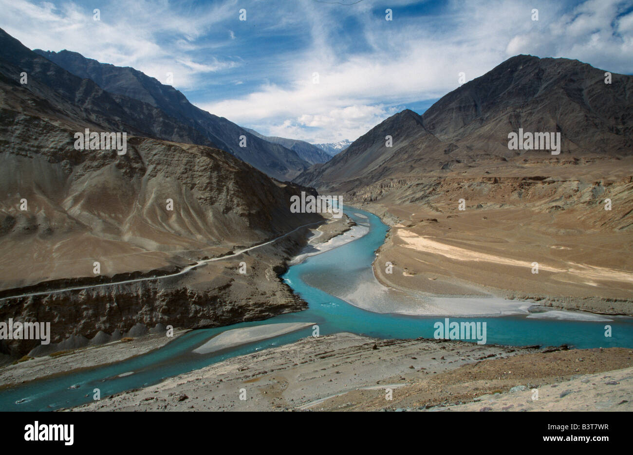 India, Ladakh. Zanskar river valley Stock Photo - Alamy