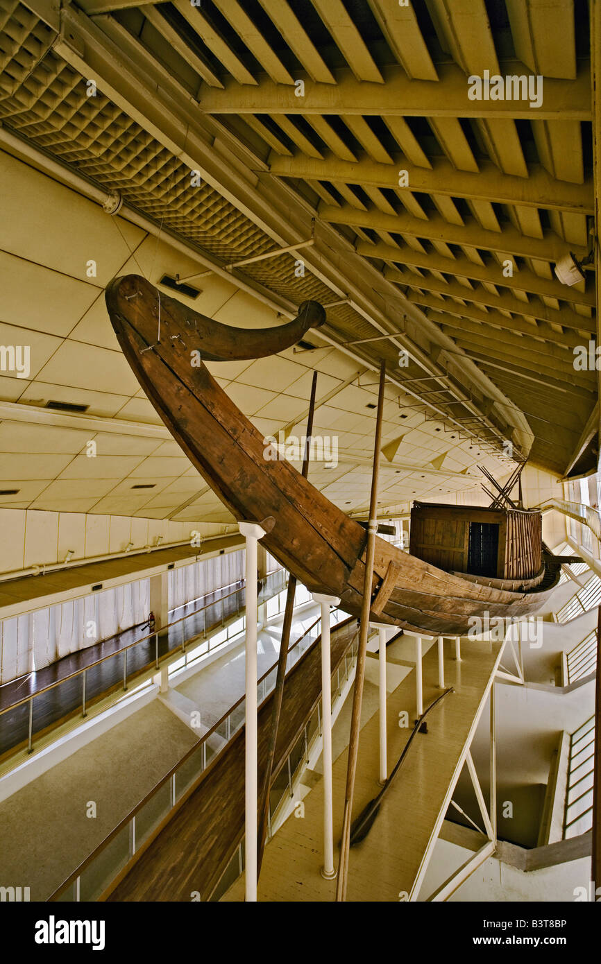 Pharoah's Boat found buried in a pit at the foot of the Great Pyramid ...