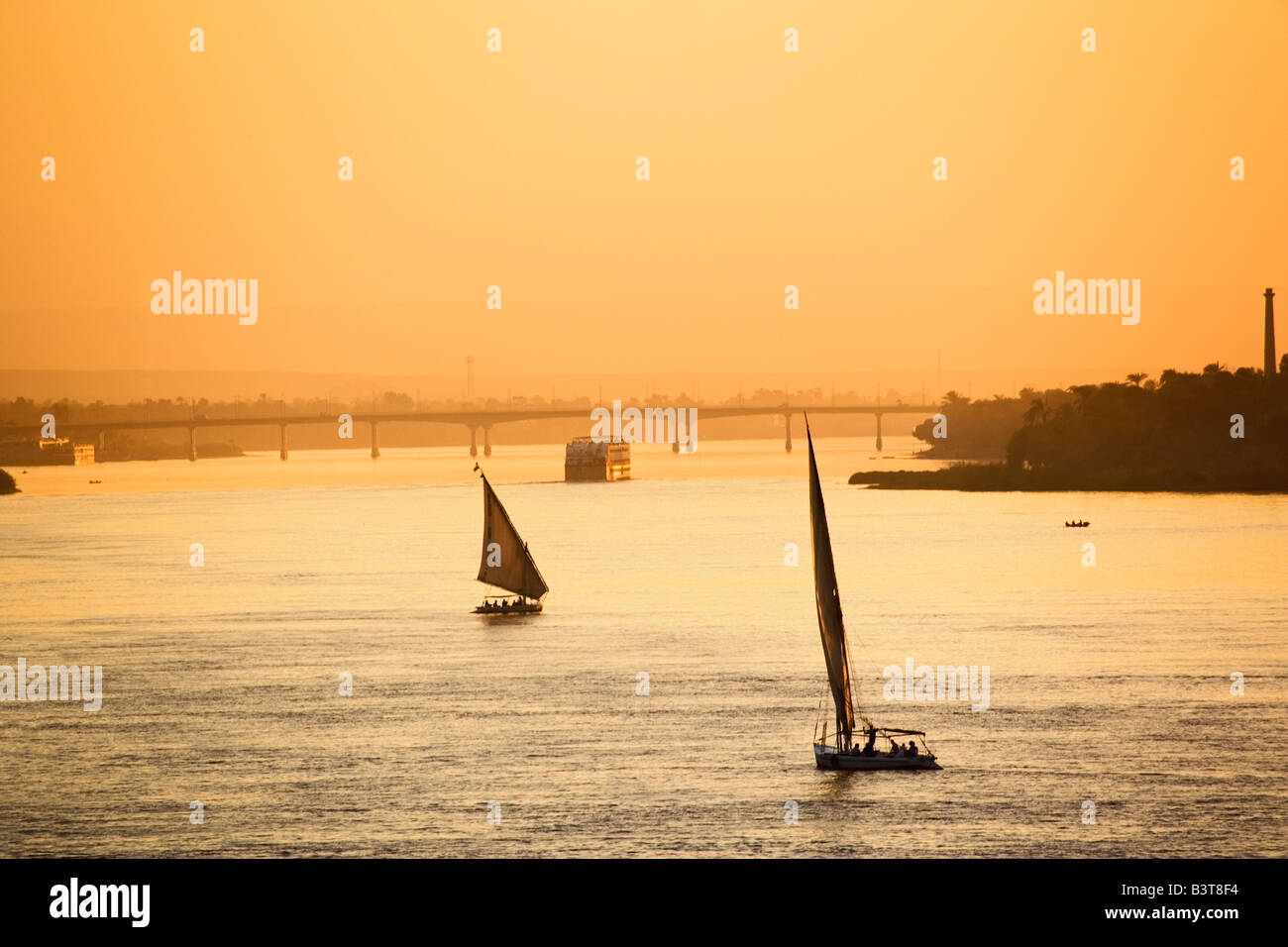 Faluka High Resolution Stock Photography and Images - Alamy