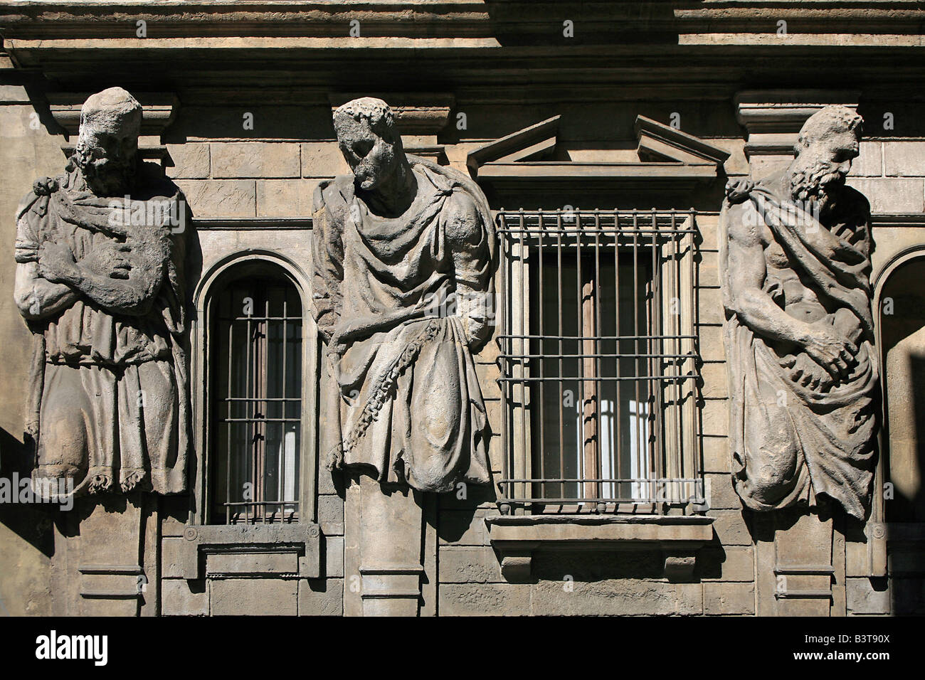 Milan italy casa degli omenoni hi-res stock photography and images - Alamy