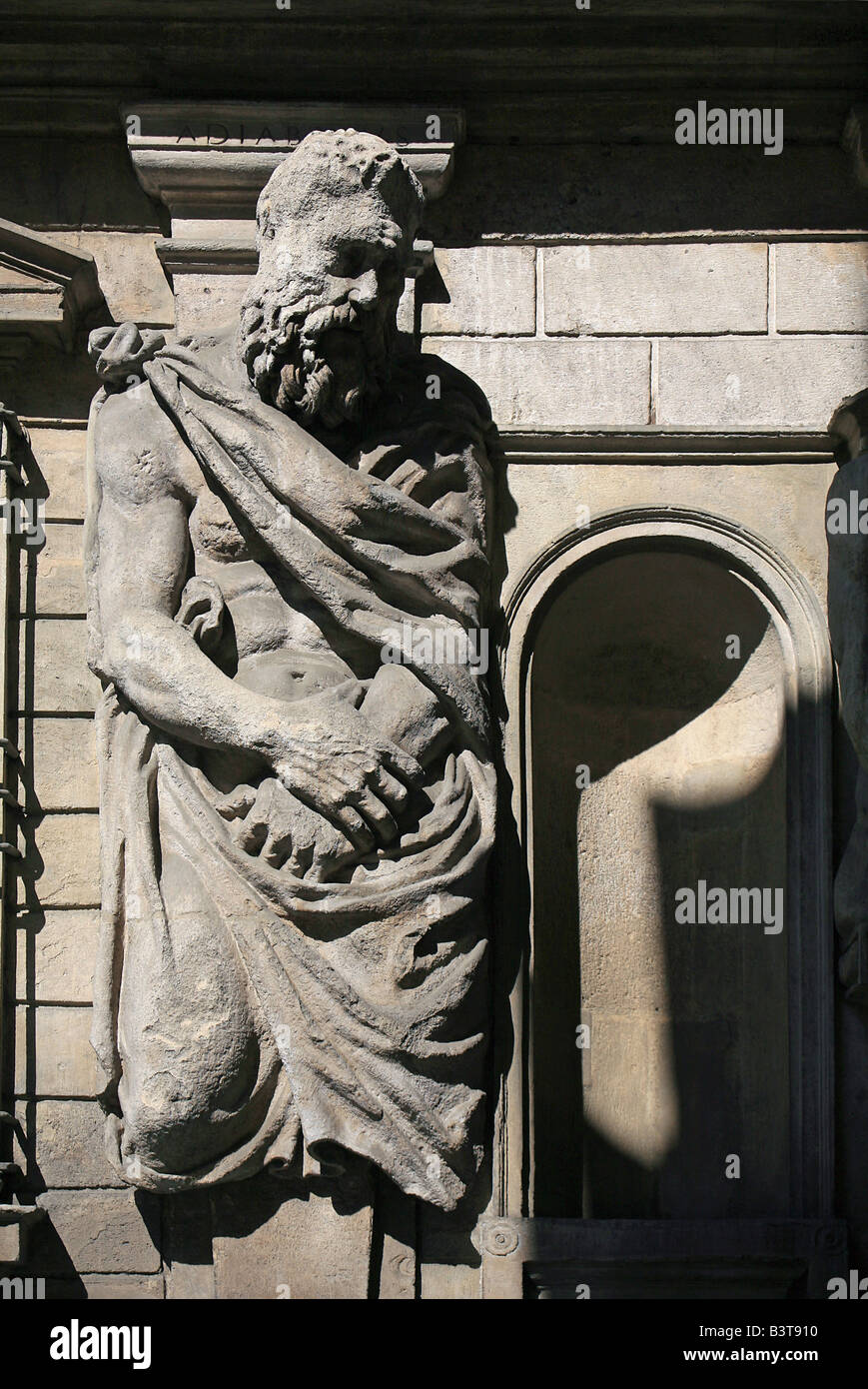 Milan italy casa degli omenoni hi-res stock photography and images - Alamy