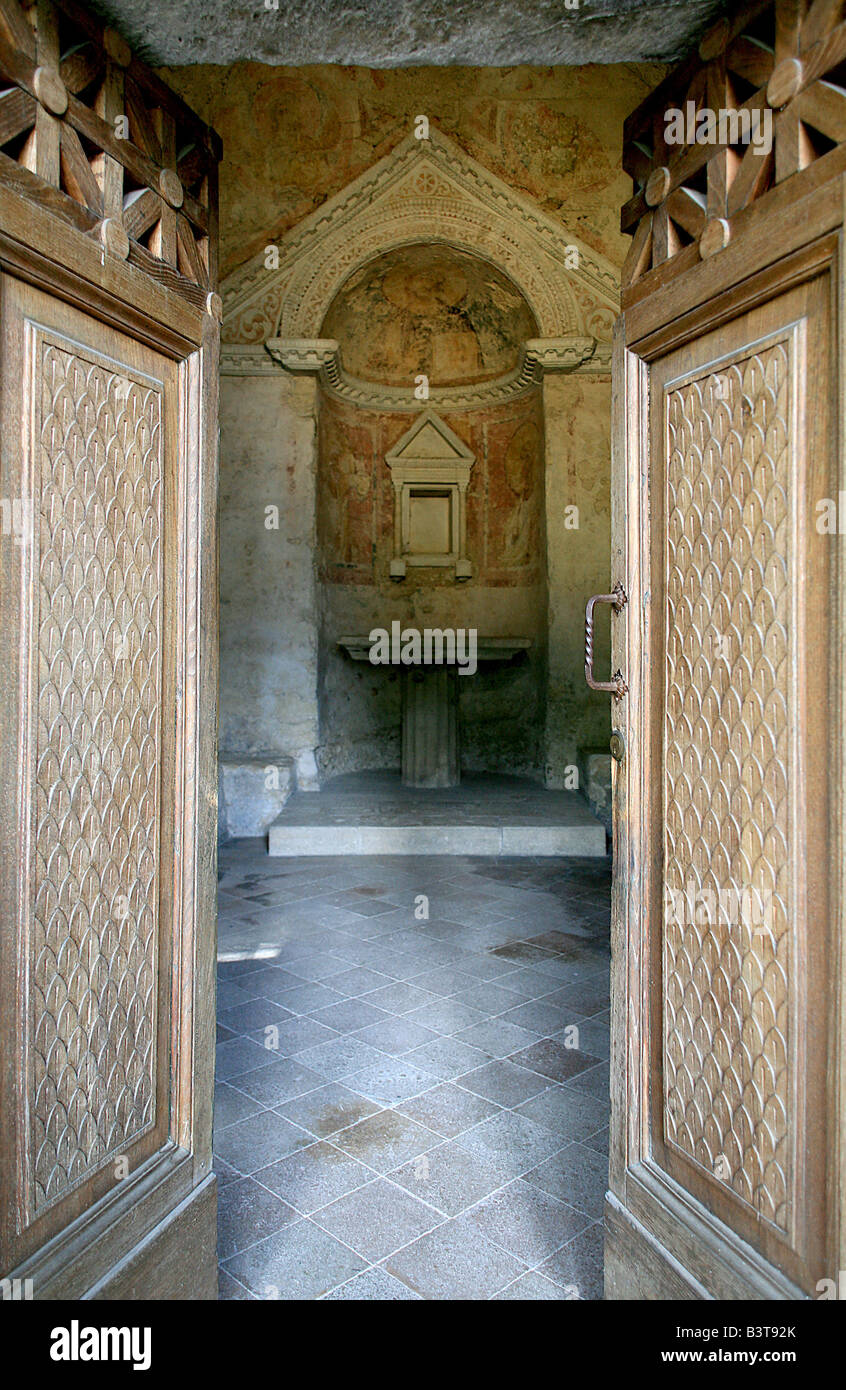 Tempietto interior hi-res stock photography and images - Alamy