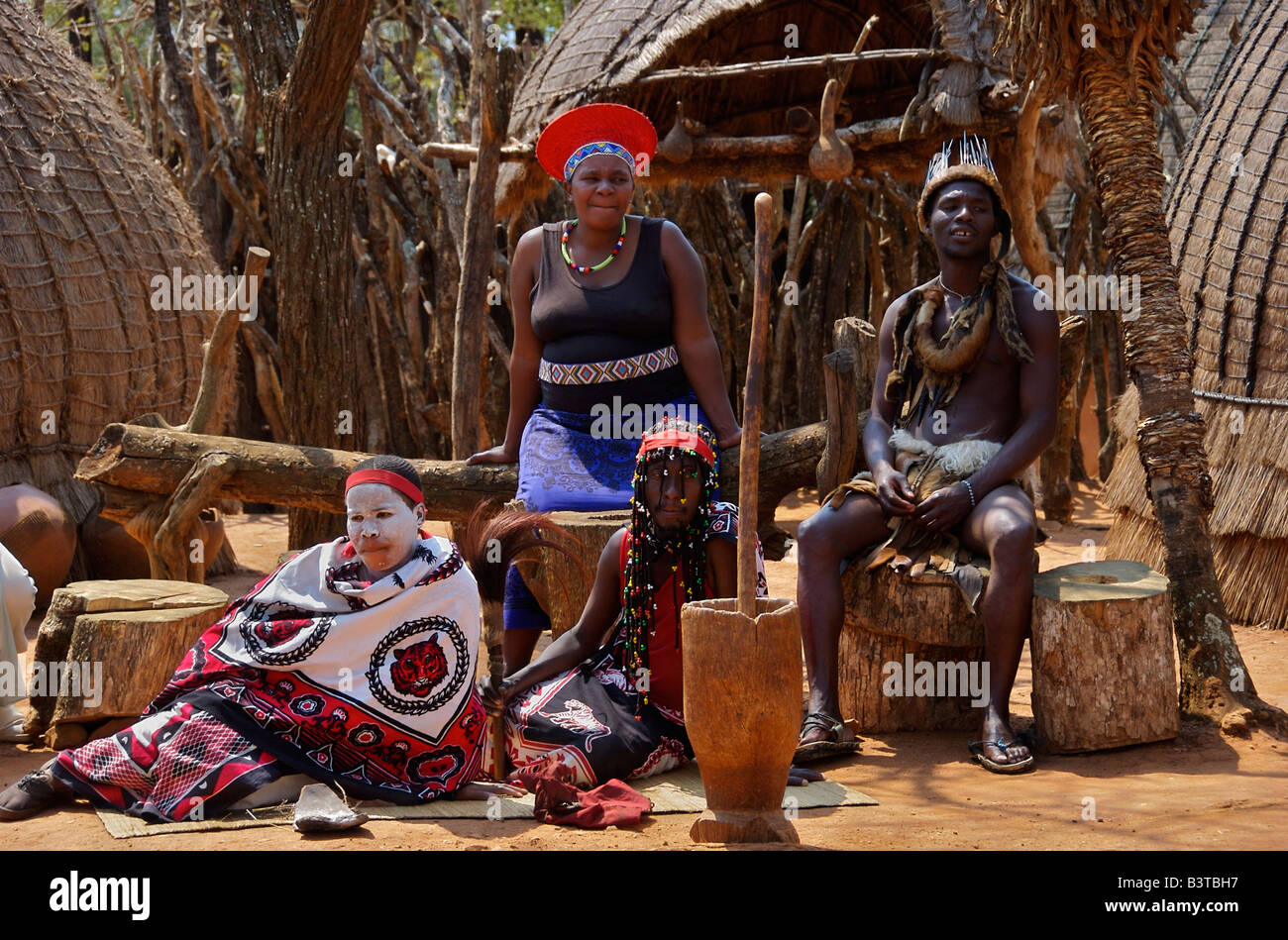 South africa tribal woman leader hi-res stock photography and images ...