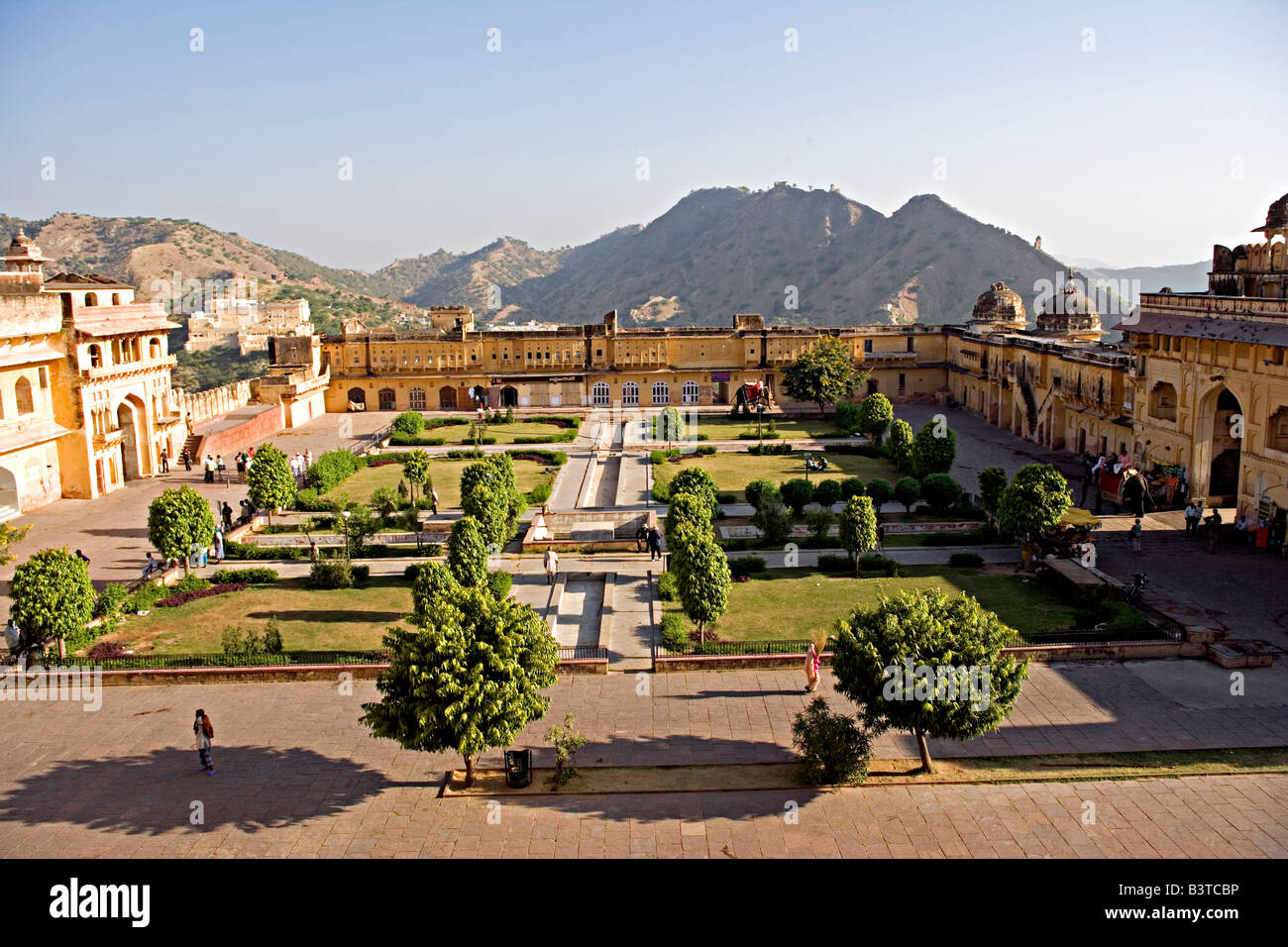The main courtyard or Jaleb Chowk at Amber Fort in Jaipur, Rajasthan ...