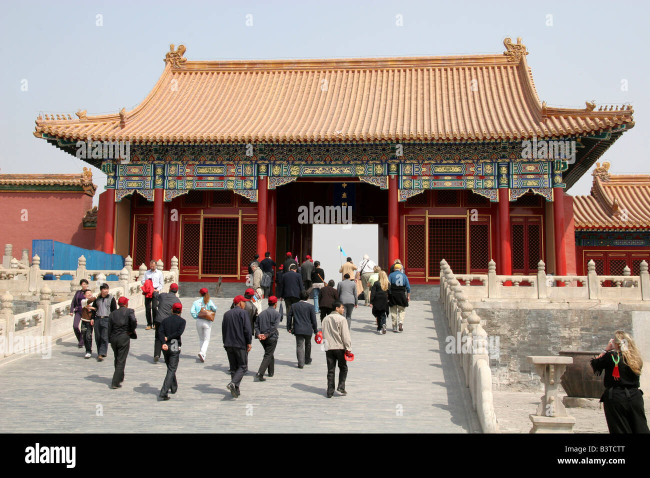 Asia, China, Beijing. Tourists at the Forbidden City Stock Photo - Alamy