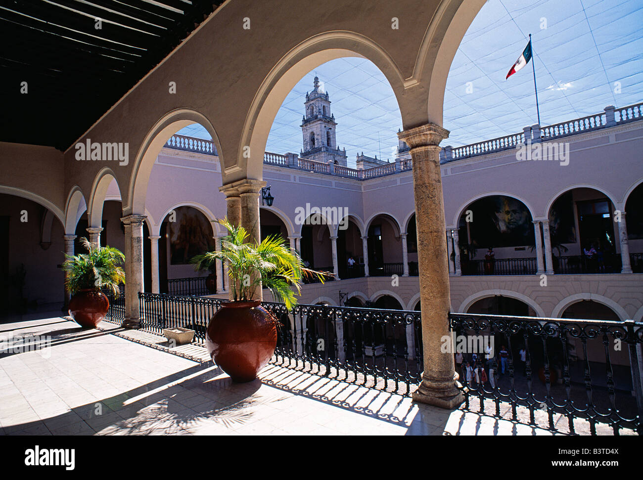 Merida mexico government palace hi-res stock photography and images - Alamy