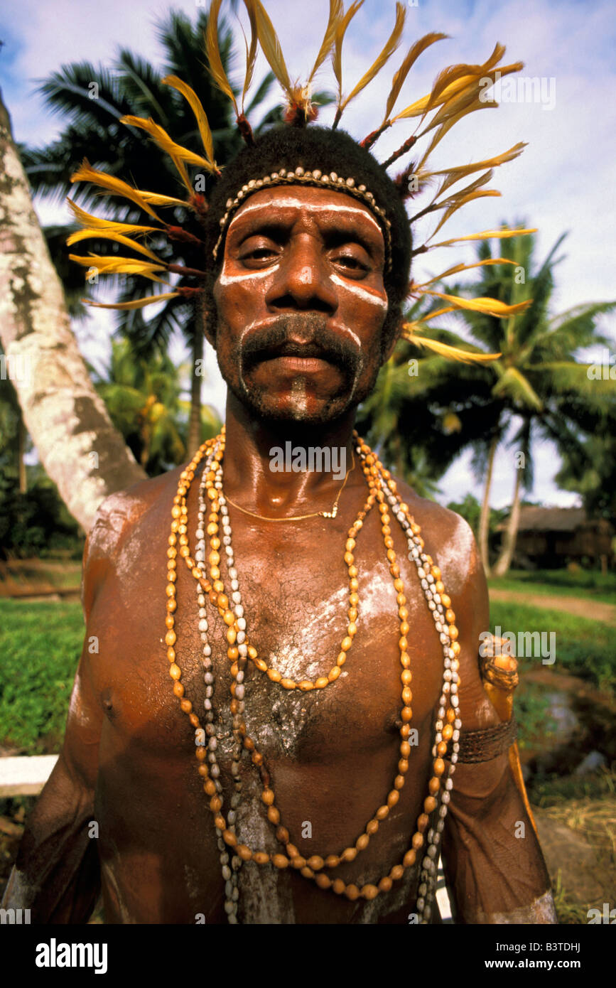 Oceania, Indonesia, Irian Jaya. Asmat people Stock Photo - Alamy Oceania, Indonesia, Irian Jaya. Asmat people Stock Photo - Alamy