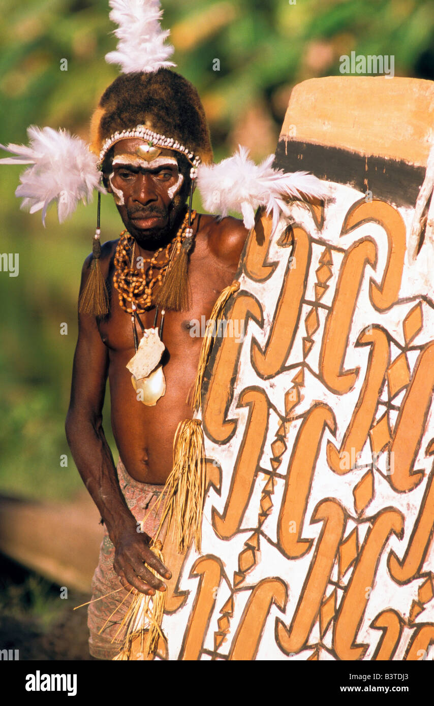 Oceania, Indonesia, Irian Jaya. Asmat people Stock Photo - Alamy Oceania, Indonesia, Irian Jaya. Asmat people Stock Photo - Alamy