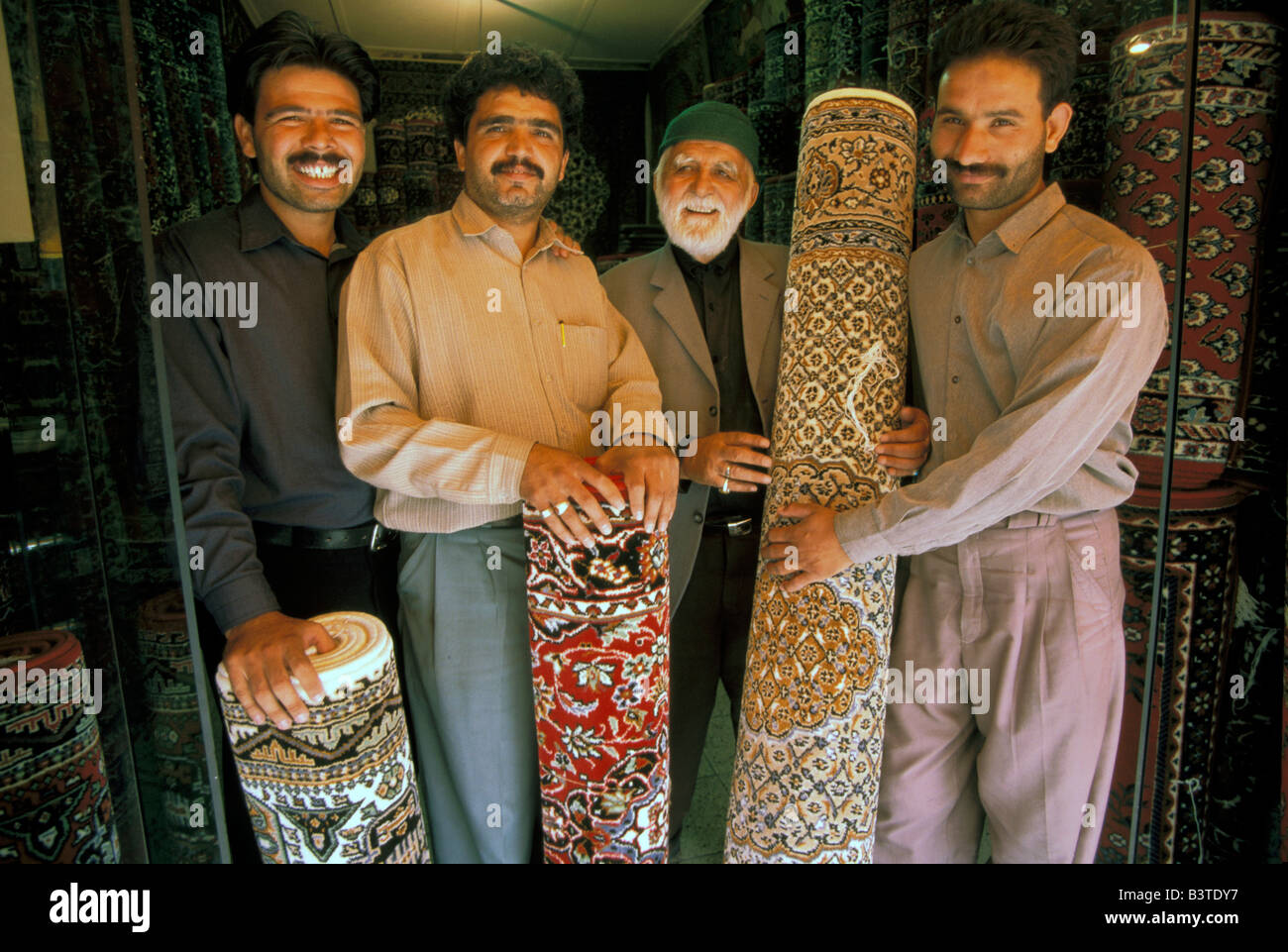 Rug merchants hi-res stock photography and images - Alamy
