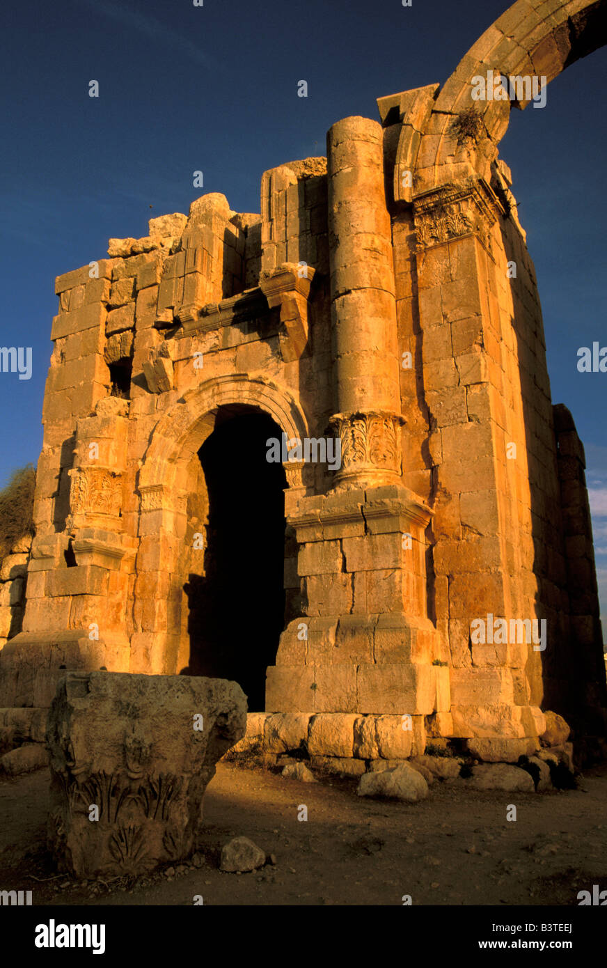 Asia, Jordan, Jerash. Arrch of truimph, honoring Hadrian Stock Photo ...