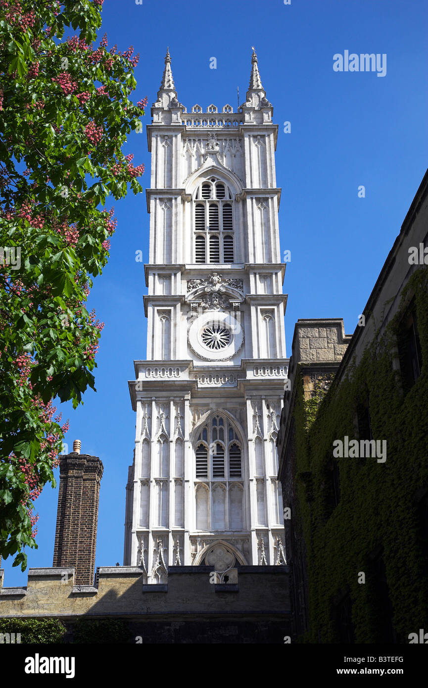 Outside westminster abbey in london hi-res stock photography and images ...