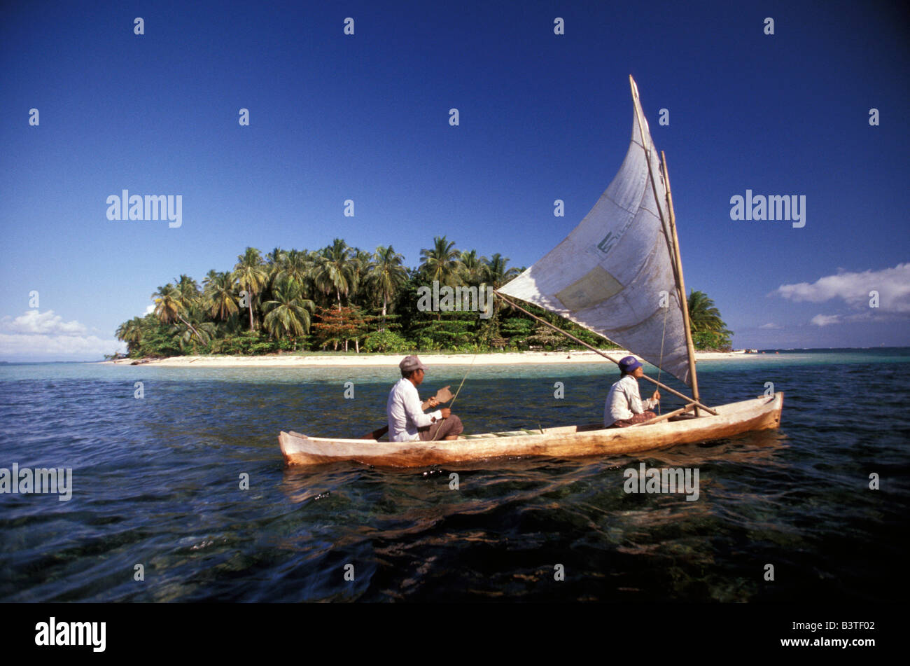 Asia, Malaysia, Sabah. Fishing canoe by Sipadan Island Stock Photo - Alamy