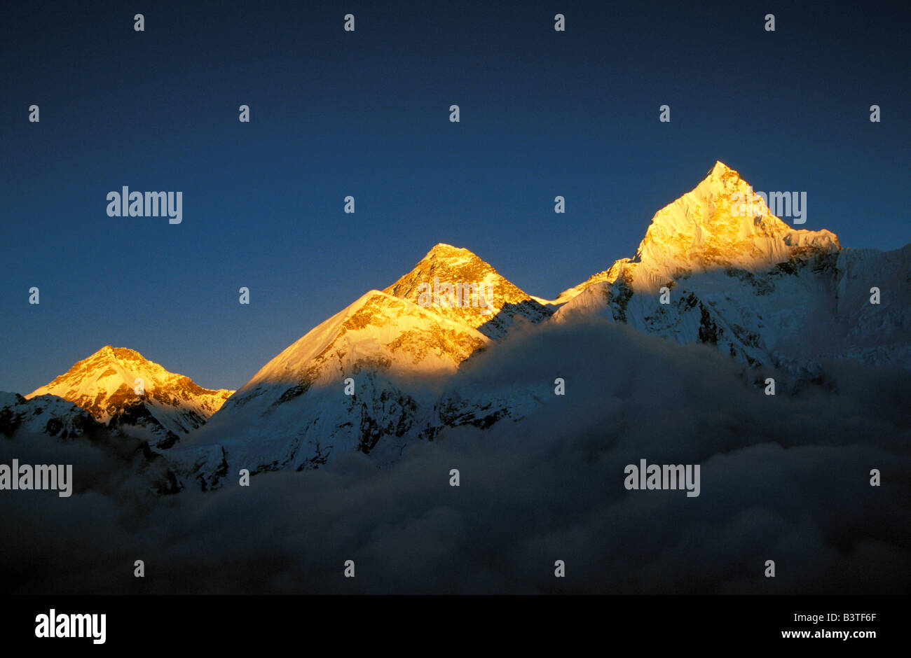 Asia, Nepal. Mt. Everest, Changtse, and Nupste Stock Photo - Alamy