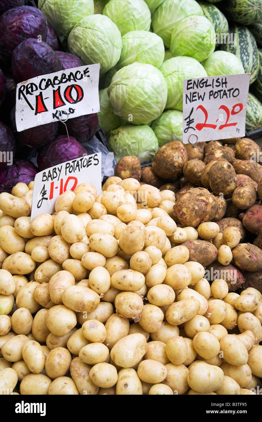 England, London, Fresh fruit and vegetables for sale in Borough Market ...