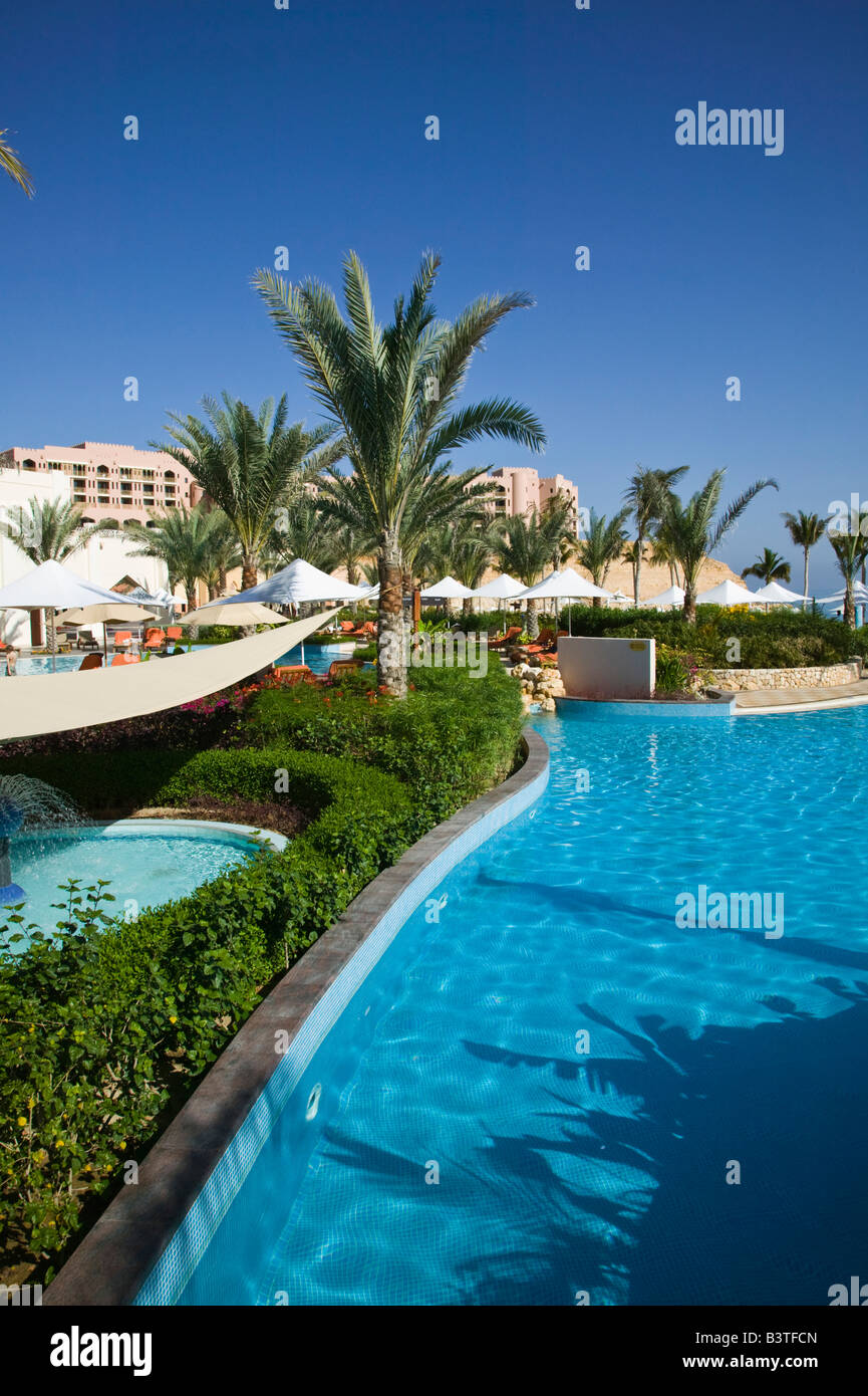 Oman, Muscat, Al, Jissah. Shangri, La Barr Al, Jissah Resort / Pool ...