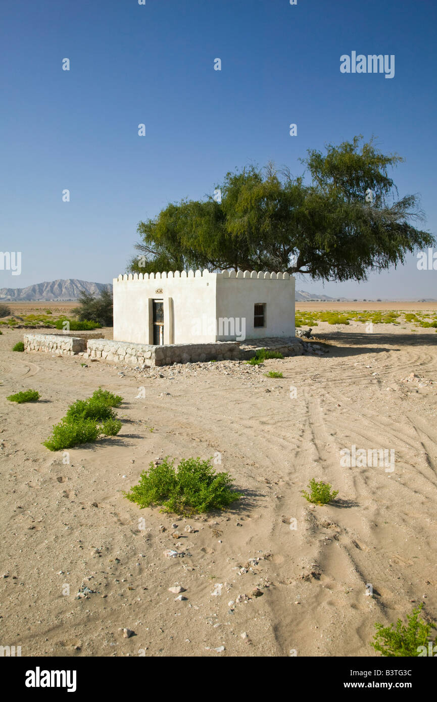 Oman, Sharqiya Region, Ras Al Hadd. Desert House Stock Photo - Alamy