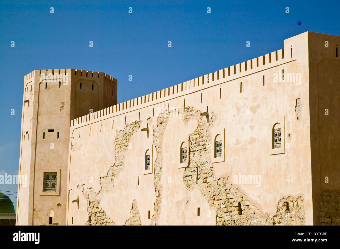 Oman, Dhofar Region, Mirbat. Mirbat Fort Stock Photo - Alamy