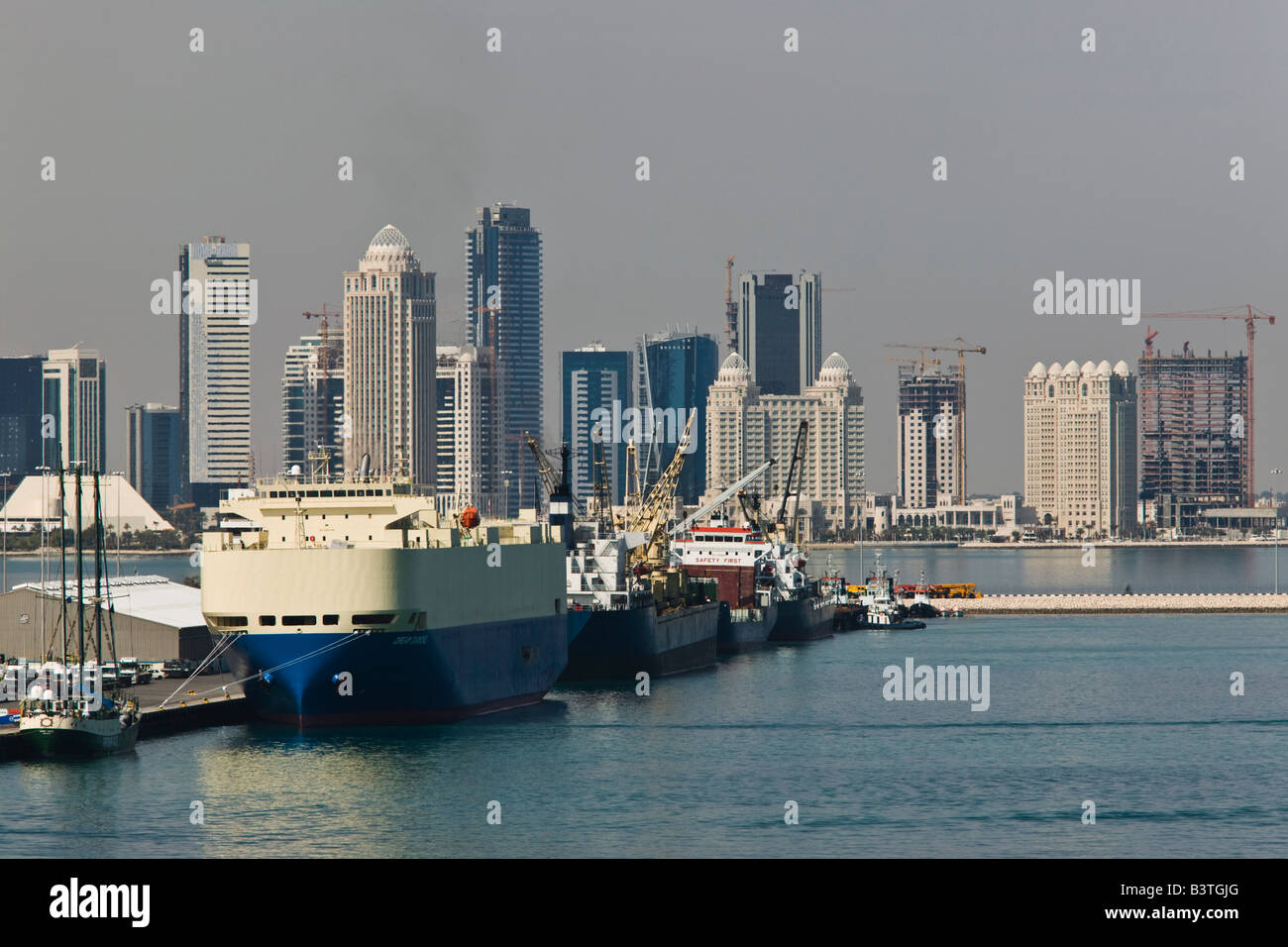 Qatar, Ad Dawhah, Doha. Doha Port and West Bay's new high-rises Stock ...