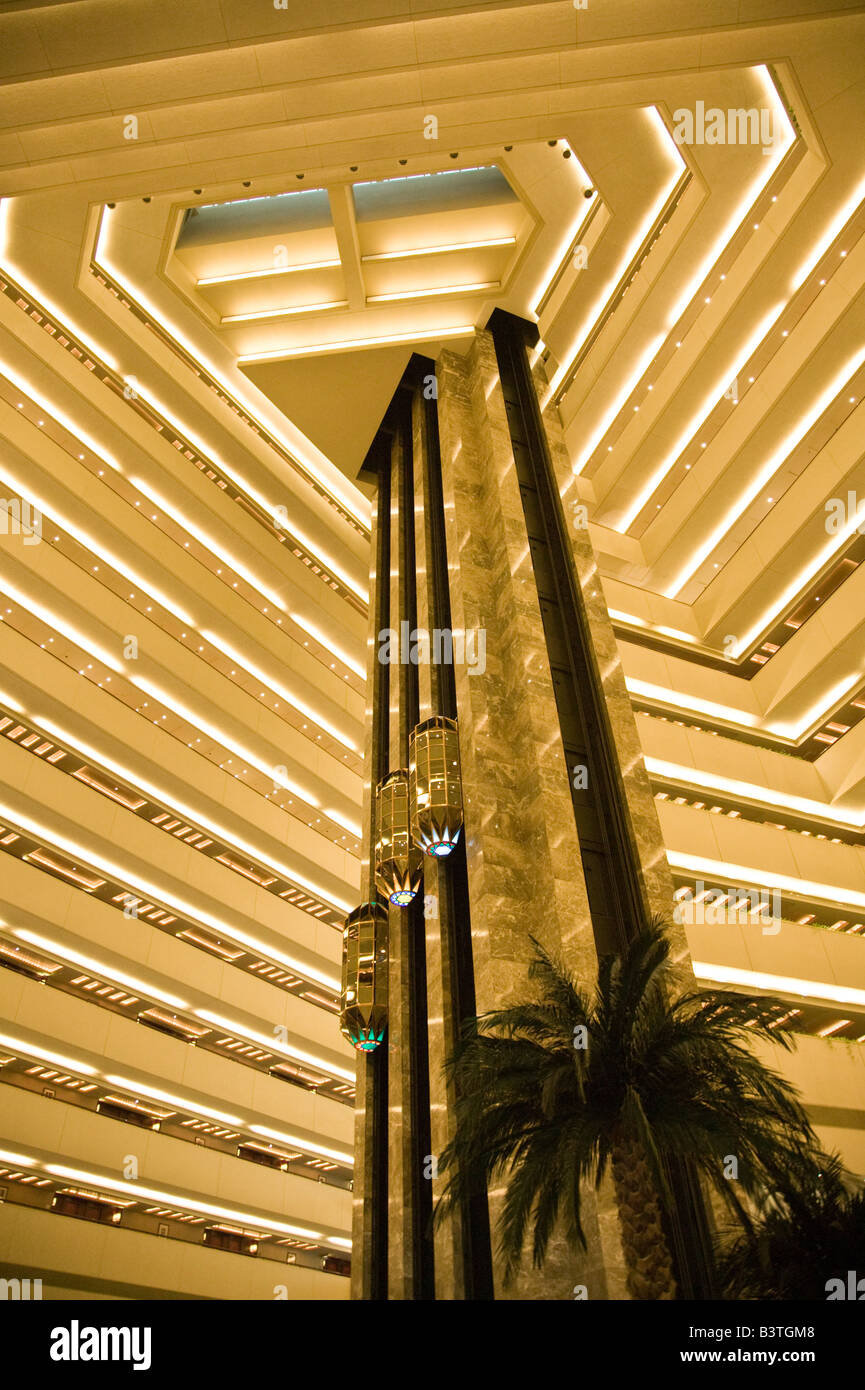 Qatar, Ad Dawhah, Doha. Sheraton Doha Resort / Interior Stock Photo - Alamy