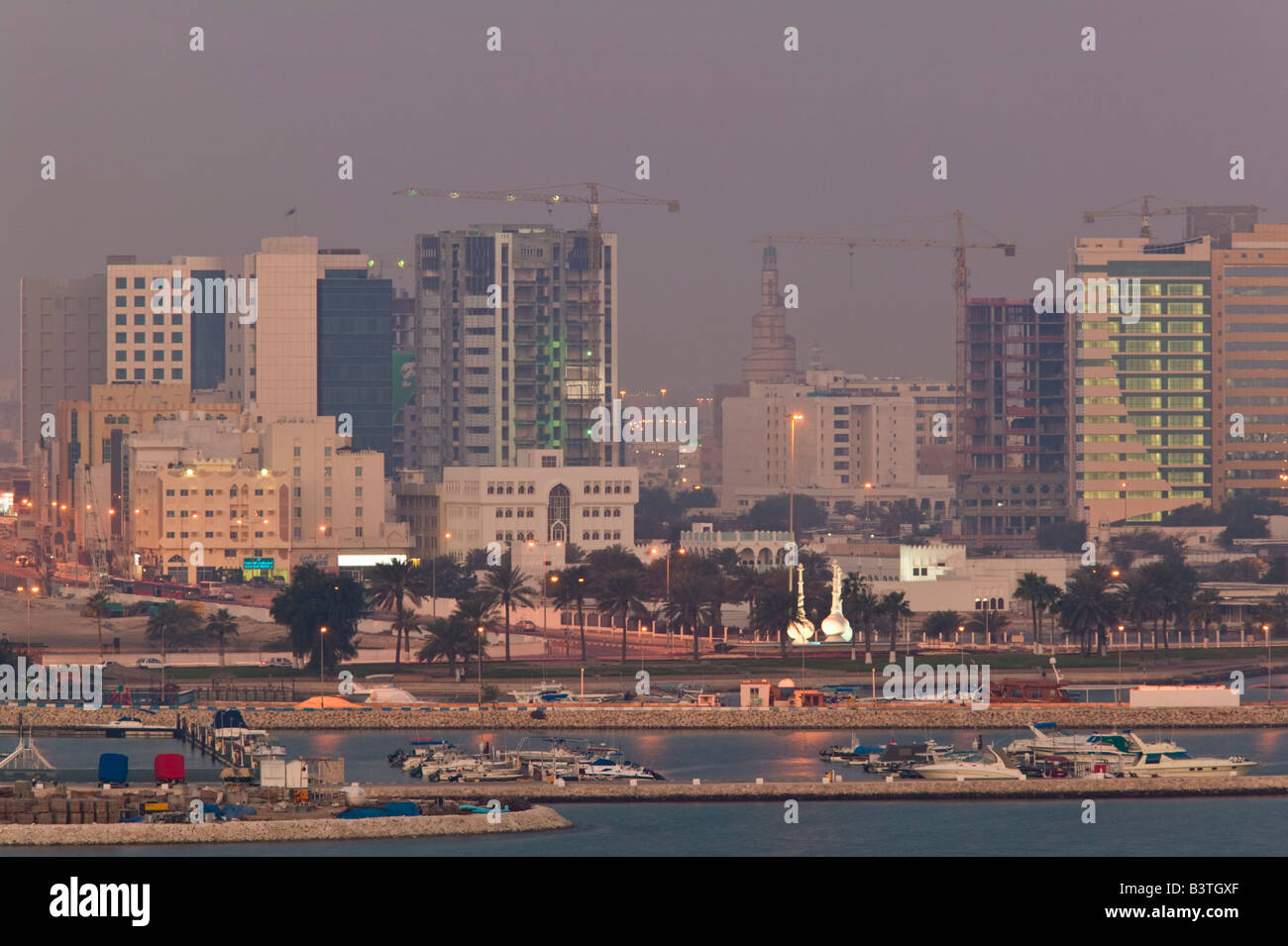 Qatar, Ad Dawhah, Doha. Doha Downtown / Dawn Stock Photo - Alamy