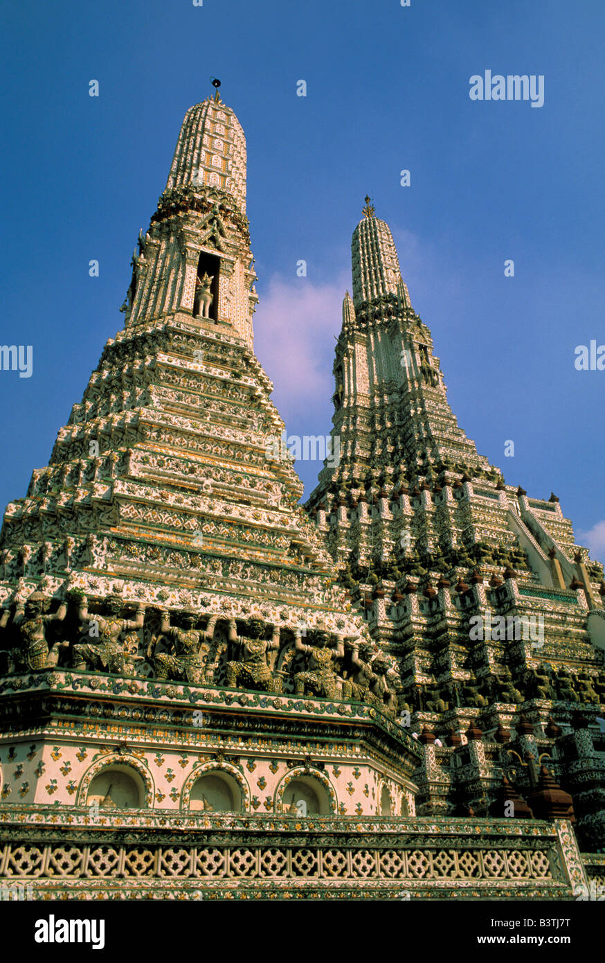 Asia, Thailand, Bangkok. Wat Arun (Temple of Dawn Stock Photo - Alamy