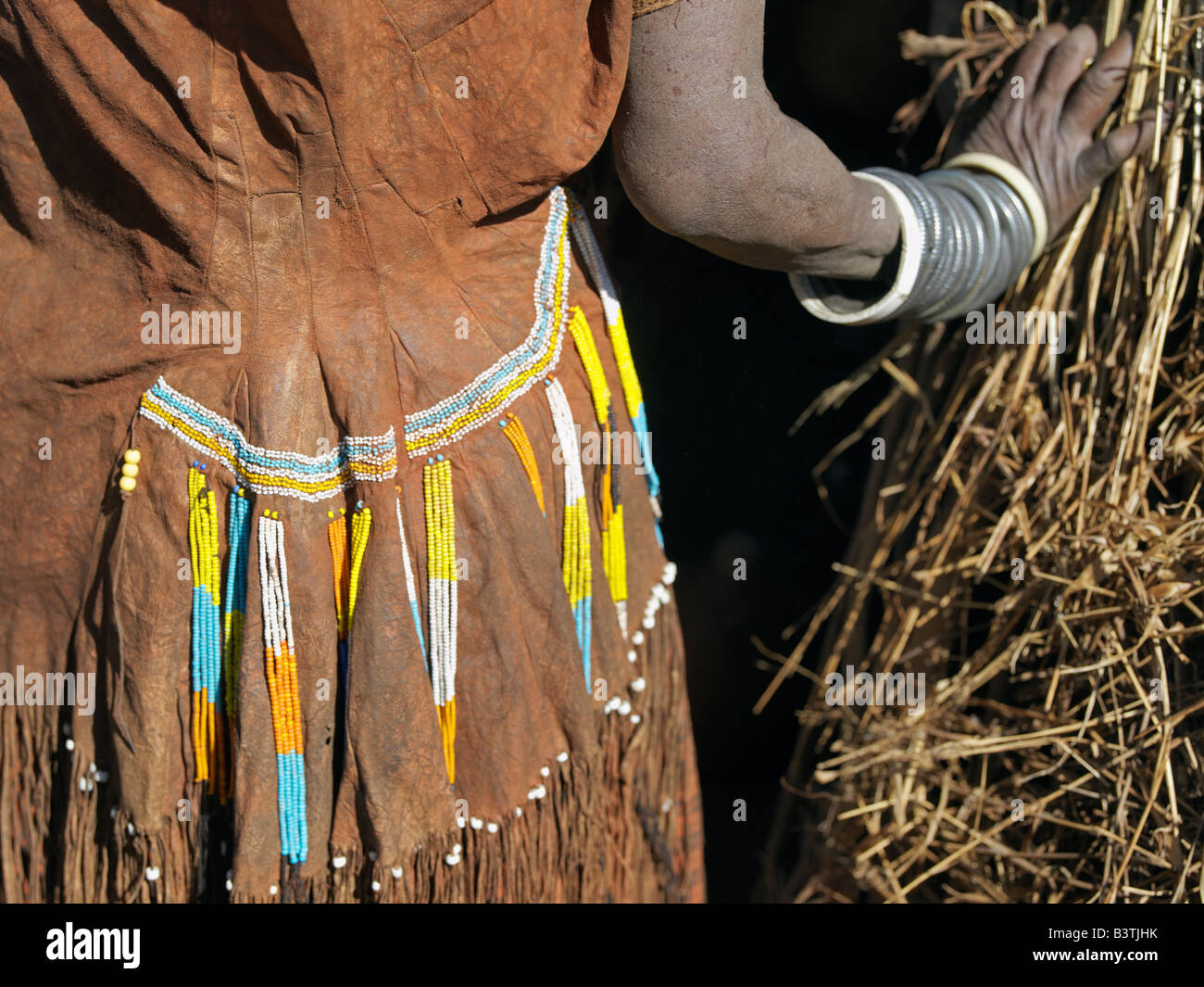 Iraqw tribe hi-res stock photography and images - Alamy