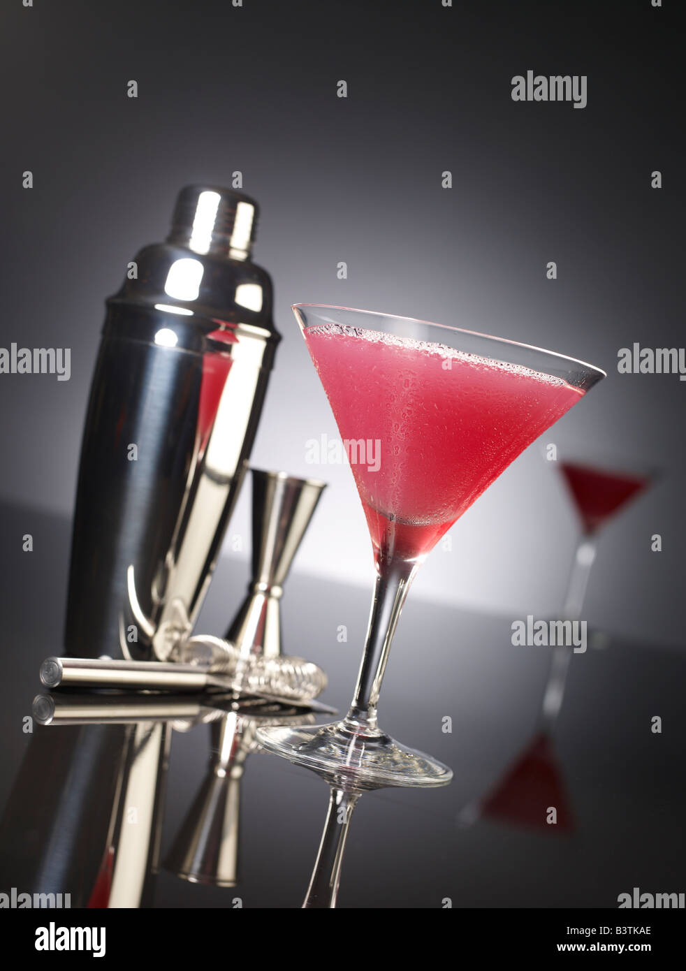 Vertical cosmopolitan hi-res stock photography and images - Alamy