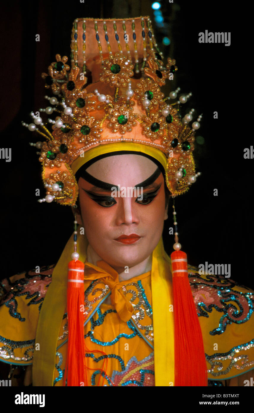 Thailand, Bangkok. Chinese opera performer Stock Photo - Alamy