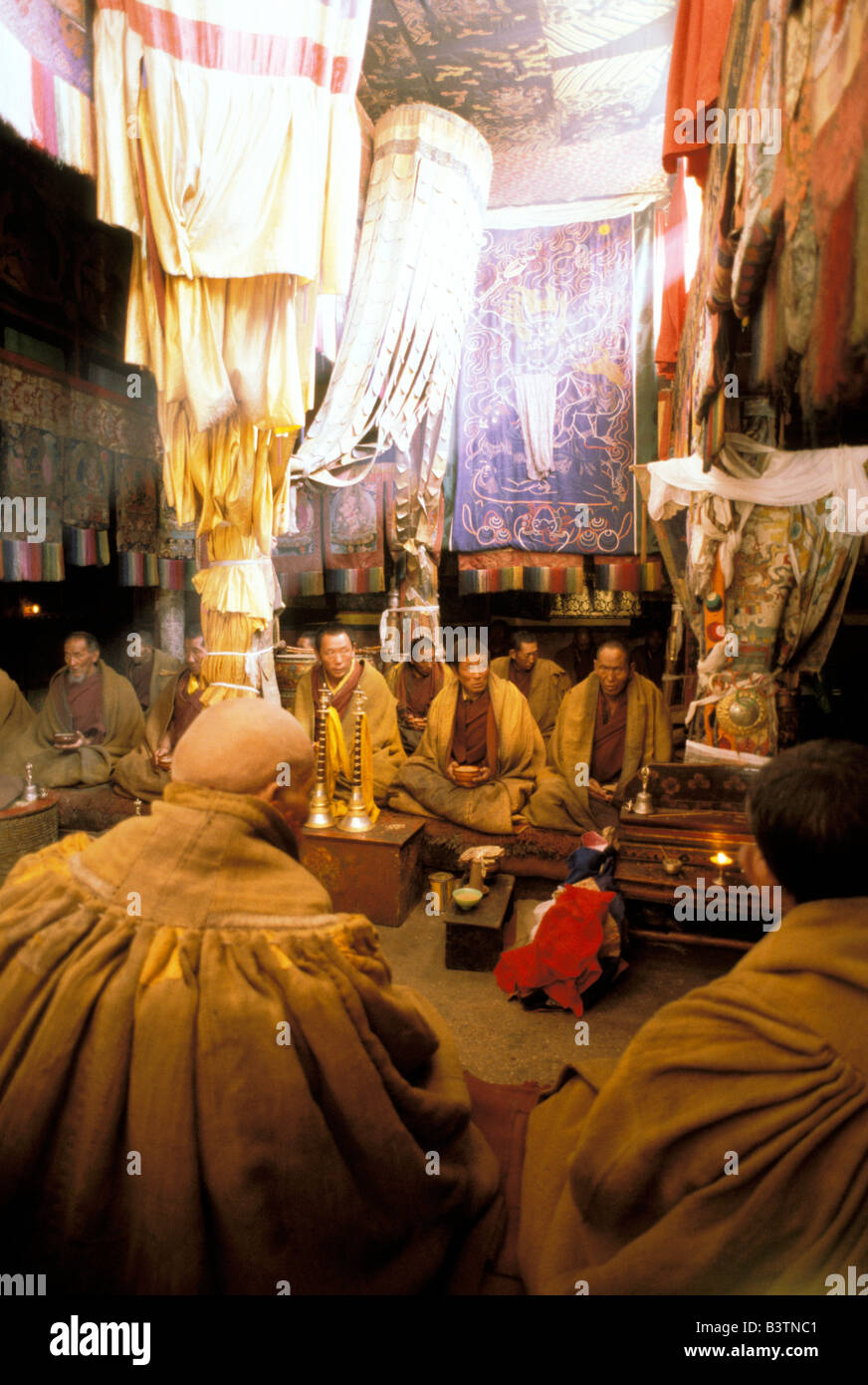 Tibet, Shigatse. Tashilumpo Monastery, Buddhist ceremony Stock Photo ...