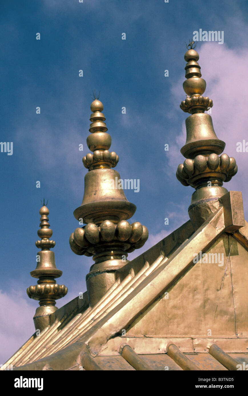 Gold spires hi-res stock photography and images - Alamy