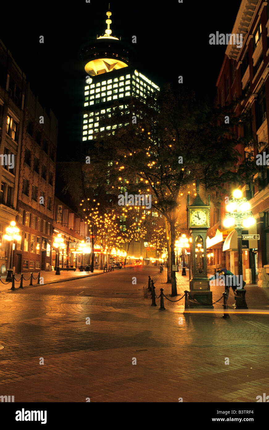 Vancouver nightscape hi-res stock photography and images - Alamy