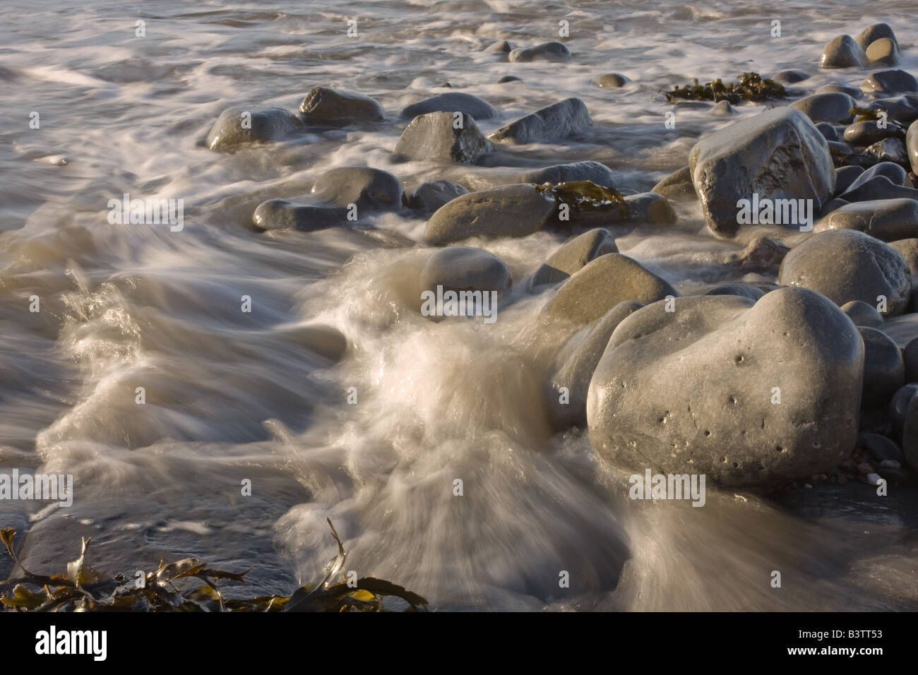 Incoming wave hi-res stock photography and images - Alamy
