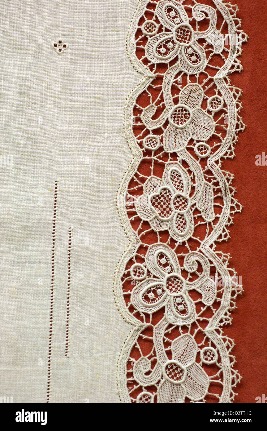 Antique lace hi-res stock photography and images - Alamy