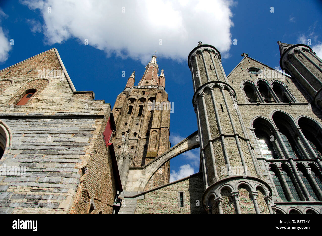 Classic gothic architecture hi-res stock photography and images - Alamy