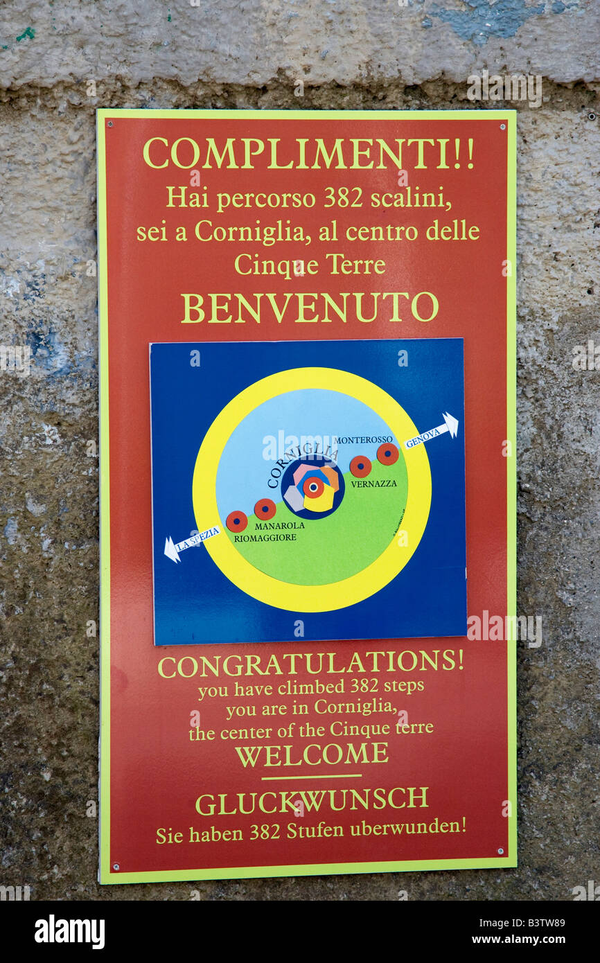 Map of italy english hi-res stock photography and images - Alamy